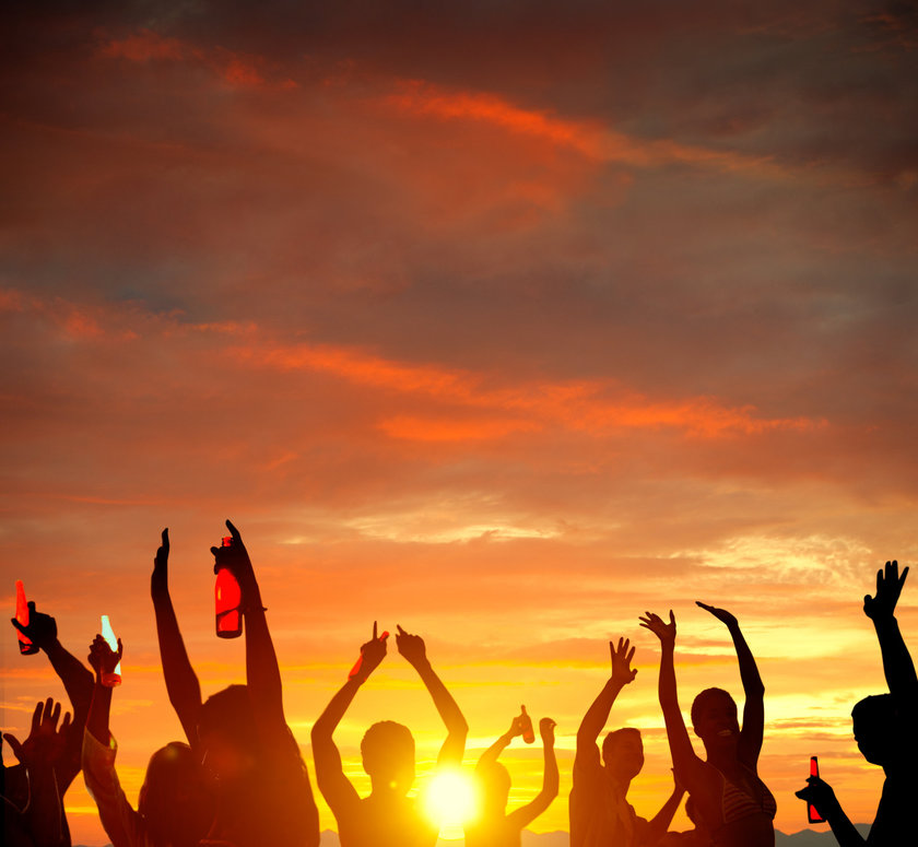 Corona Summertime Sunsets - MAC-USP Museu de Arte Contemporânea - Guia ...