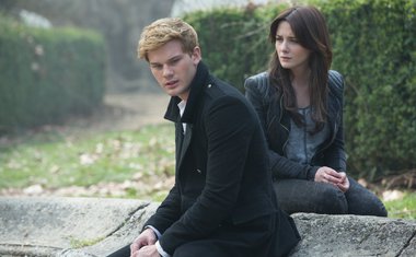 7 Fatos sobre “Fallen” que você precisa saber antes de ir aos cinemas