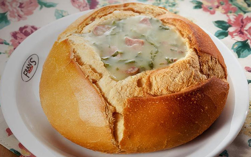 Lugares em São Paulo para tomar sopa no pão