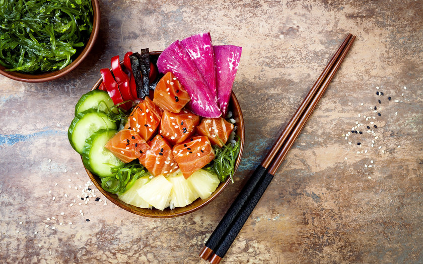 Leve e saudável: aprenda 6 receitas de poke