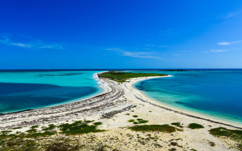 10 lugares paradisíacos banhados pelo mar do Caribe que você precisa ...