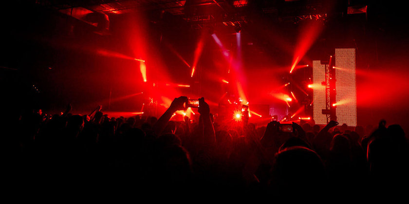 Balada temporária agita São Paulo com shows e festas durante os meses ...