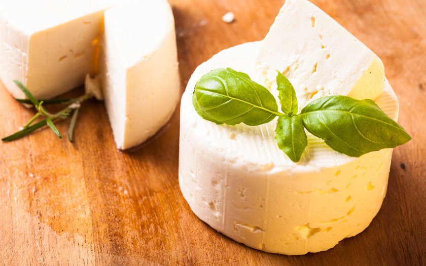 Aprenda como fazer queijo fresco em casa