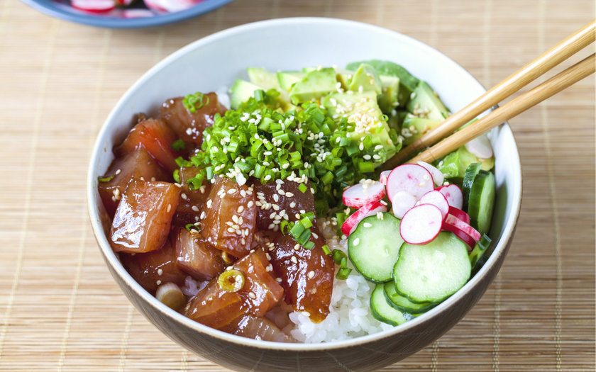 9 receitas leves e refrescantes de poke para fazer em casa 9 receitas leves e refrescantes de poke para fazer em casa