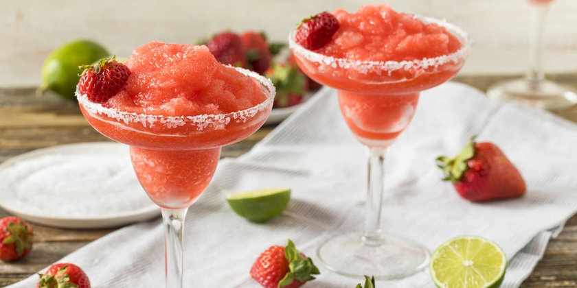 11 drinks com frutas que são a cara do verão e você precisa experimentar