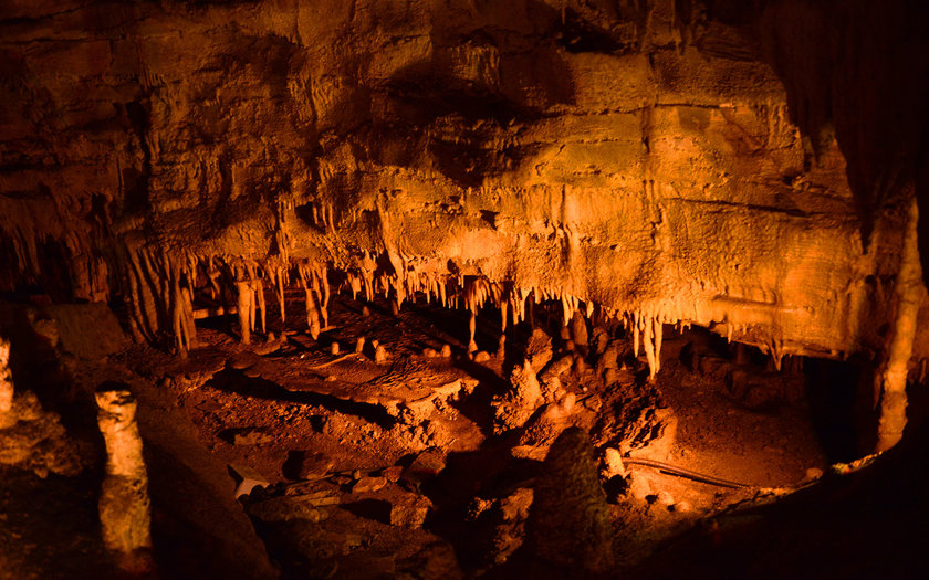 10 cavernas incríveis para visitar ao redor do mundo