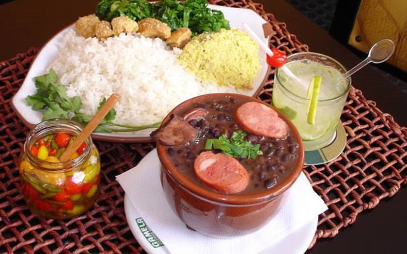 10 lugares em São Paulo que servem feijoada aos finais de semana