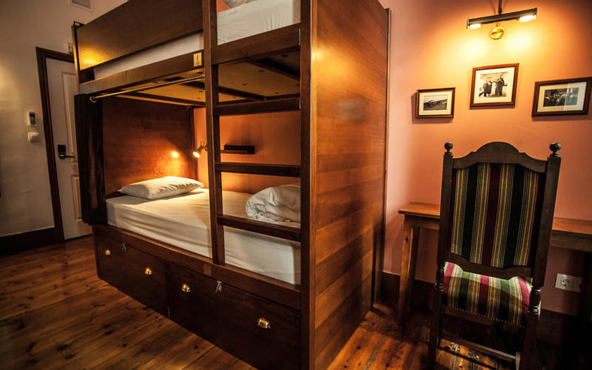 10 hostels únicos que vão te inspirar a fazer um mochilão