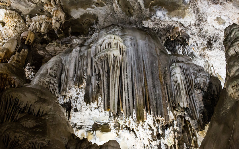 8 grutas e cavernas incríveis para visitar no Brasil