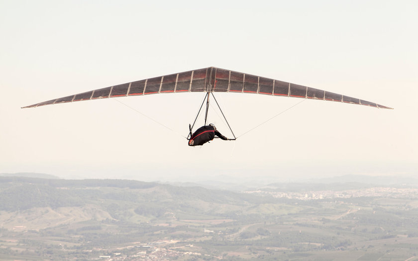 Conheça 5 destinos no Brasil perfeitos para voar de asa delta