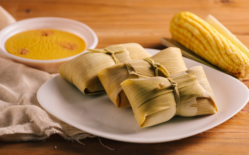 Aprenda a fazer uma deliciosa pamonha (doce e salgada) caseira