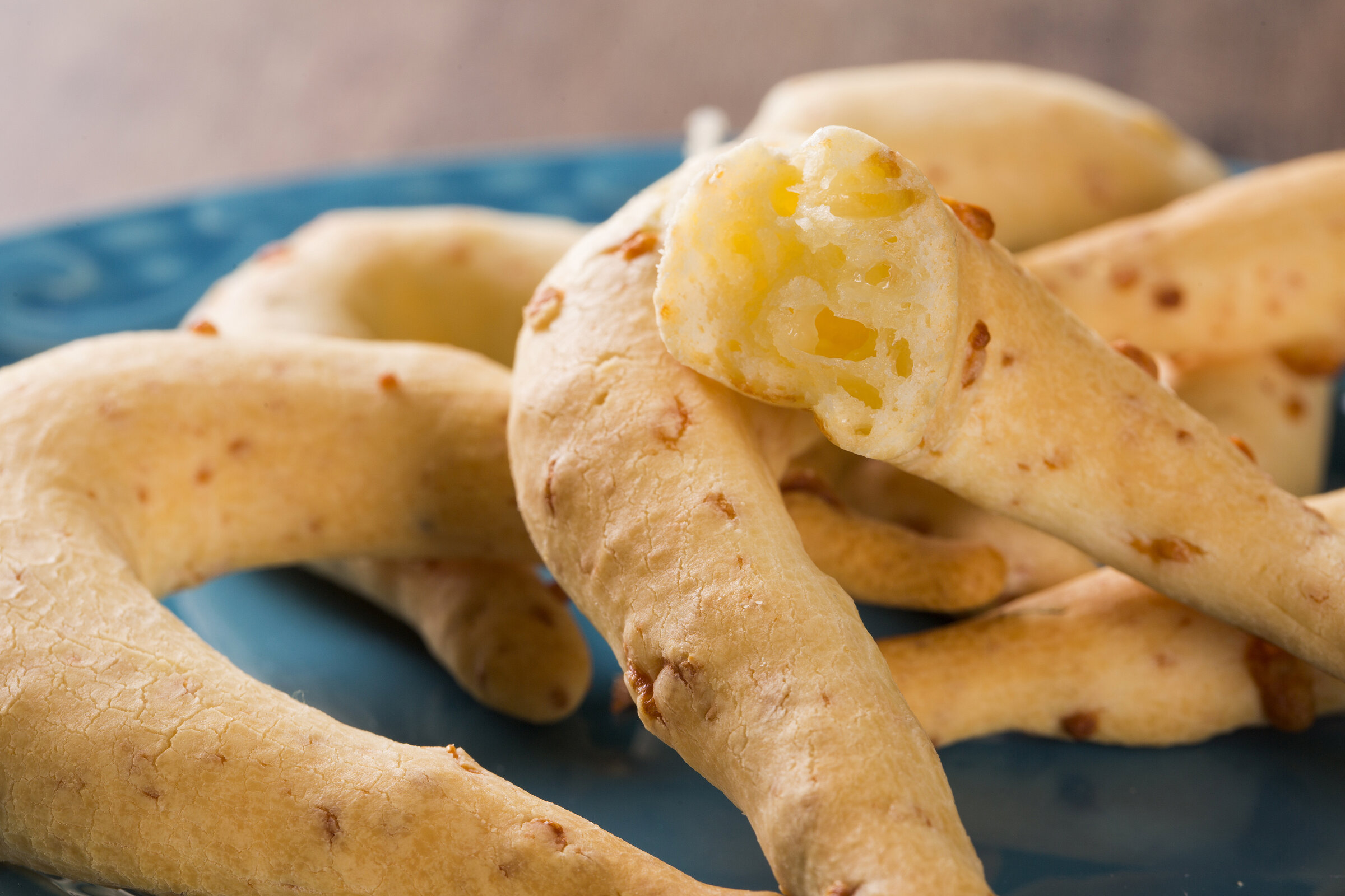 Receita de chipa é saborosa e fácil de fazer; confira o passo a passo!