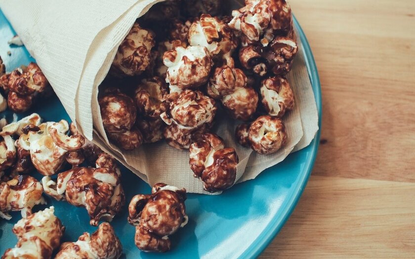 Como fazer Pipoca Doce de Chocolate? Veja a receita!