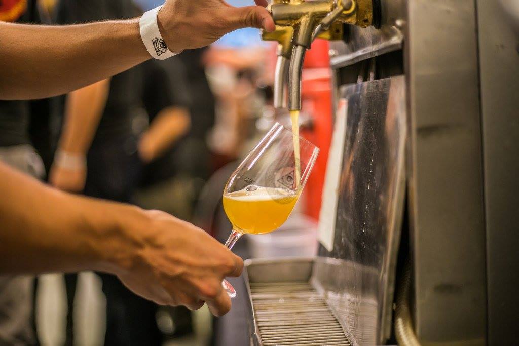 Cervejaria abre as portas no Centro de SP com degustação e rótulos ...