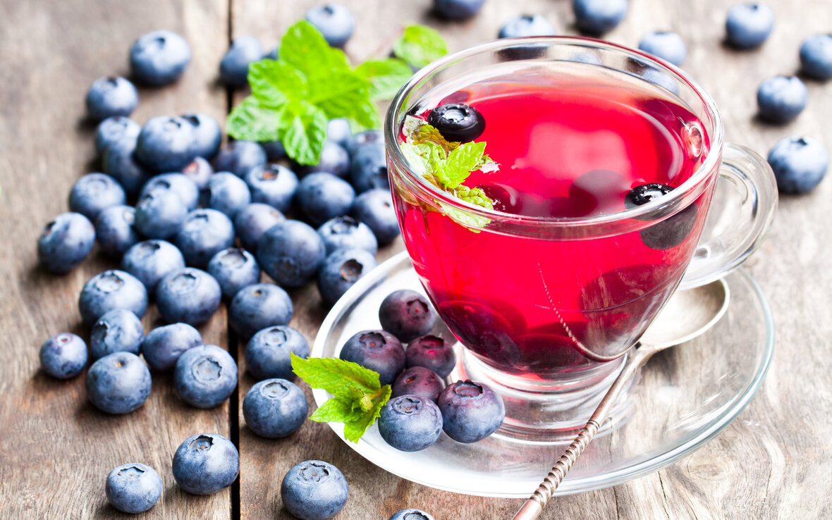 Chá detox é a nova água: aprenda 6 receitas para hidratar e desintoxicar