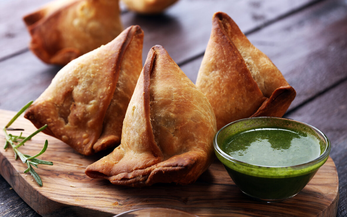 Como fazer Samosa, um prato típico indiano