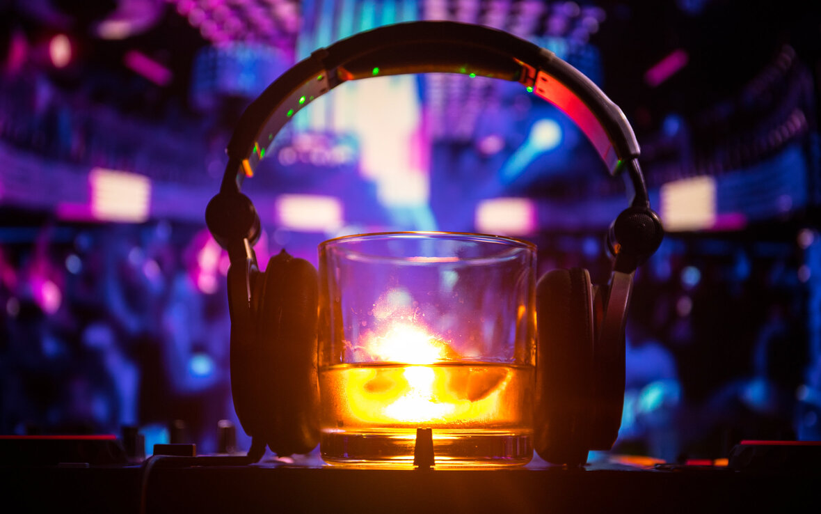 10 baladas na Vila Olímpia para você curtir a noite paulistana