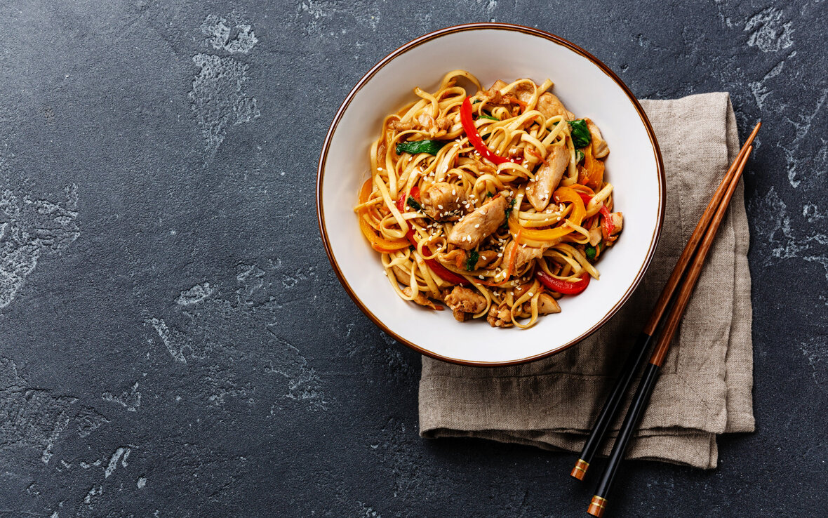 8 receitas para quem ama noodles