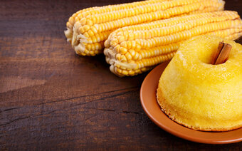 10 receitas salgadas e doces com milho - Guia da Semana