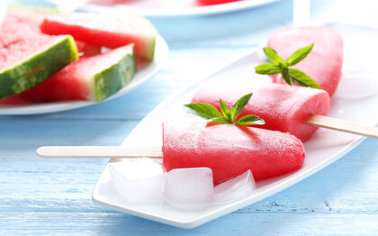 12 receitas de picolé para fazer em casa e se refrescar nos dias quentes