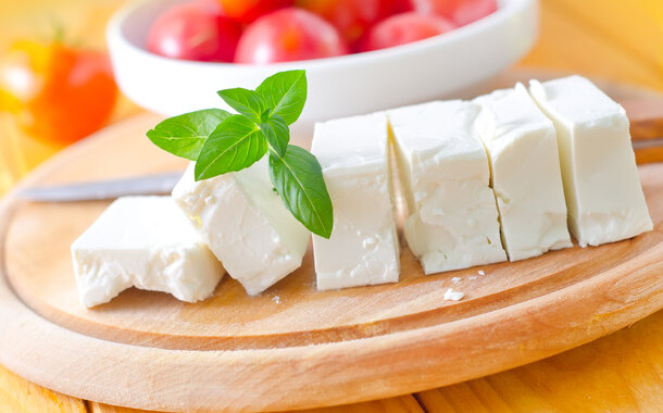 Aprenda como fazer queijo fresco em casa