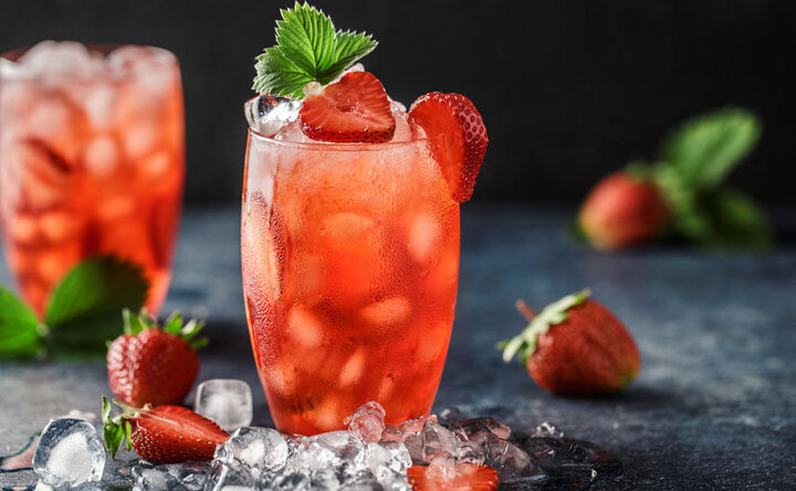 11 drinks com frutas que são a cara do verão e você precisa experimentar