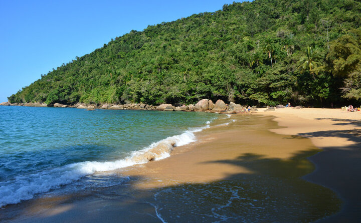 10 praias bem preservadas em São Paulo que você precisa conhecer