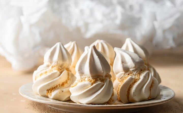 Receita de suspiro caseiro é deliciosa e simples de fazer; confira!