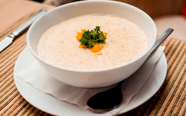 10 sopas incrivelmente saborosas que combinam com todas as estações