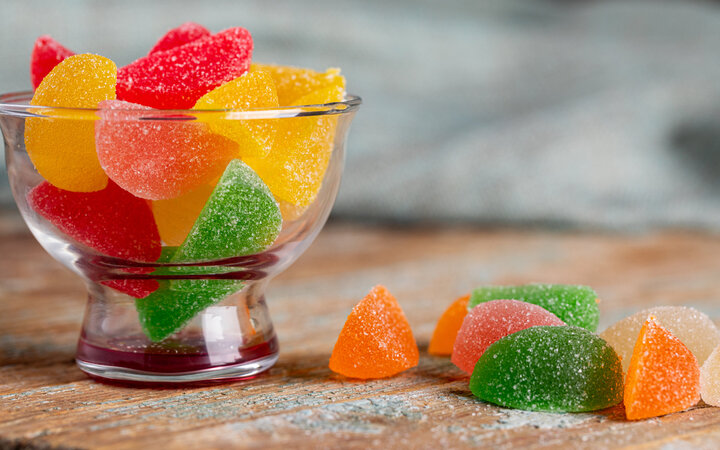 Aprenda a fazer jujuba em casa