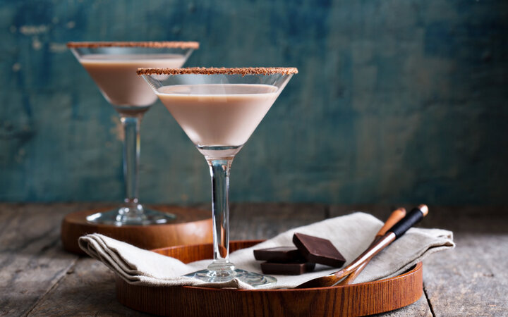 10 receitas de drinks com chocolate perfeitos para a Páscoa