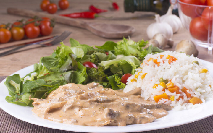 Receita de picadinho cremoso vai te surpreender pelo sabor e ...