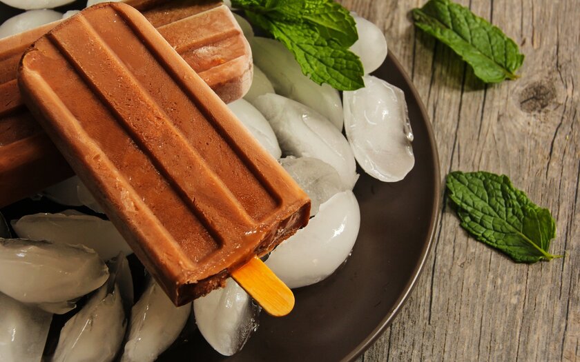 12 receitas de picolé para fazer em casa e se refrescar nos dias quentes