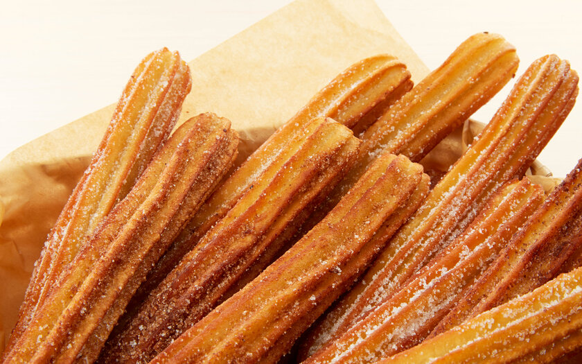 Como fazer deliciosos churros em casa