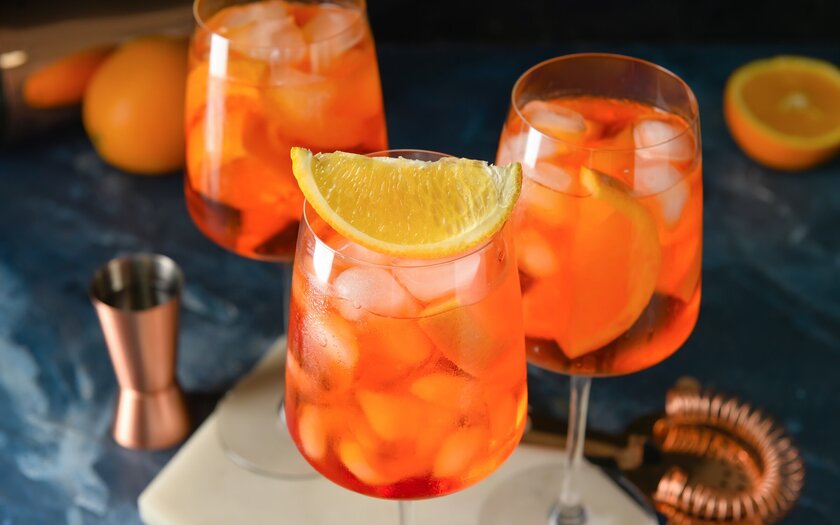Aperol Spritz: como fazer a receita original do refrescante drink!