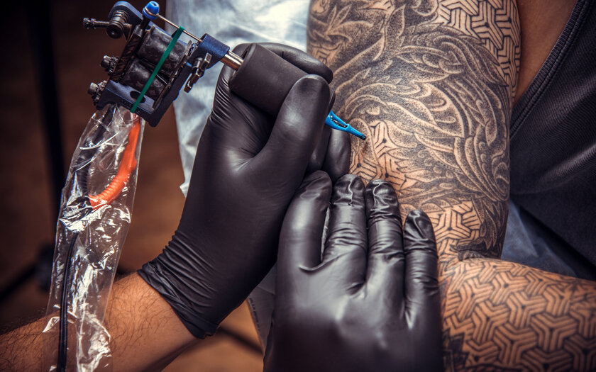 6 dicas para manter sua tatuagem bonita