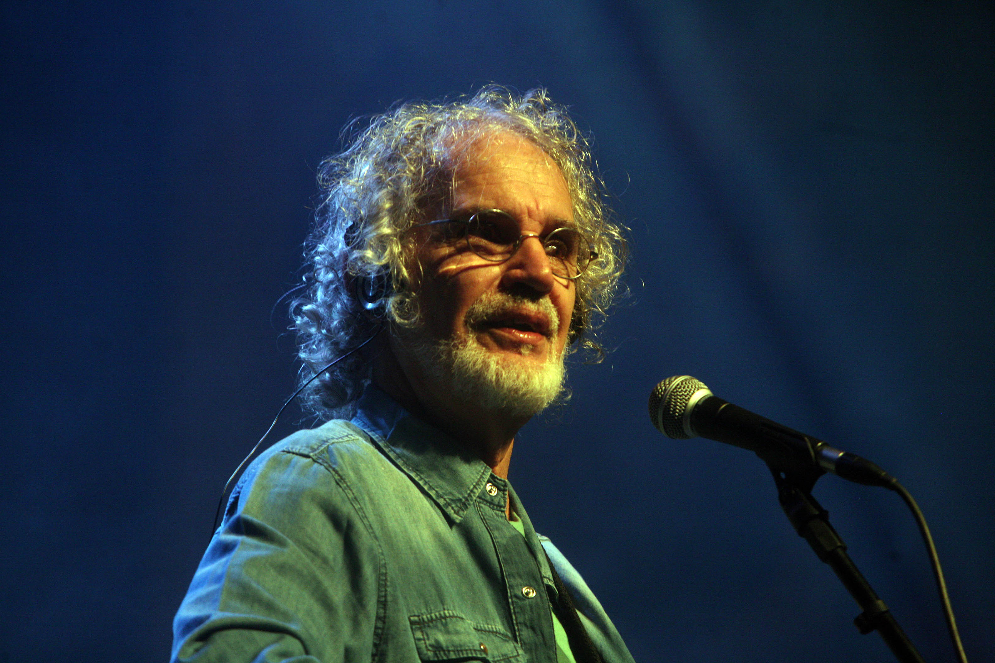 Renato Teixeira e filhos - Teatro Fernando Torres - quarta-feira 21-08 ...